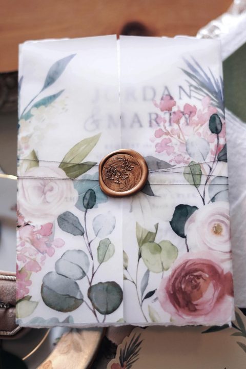 6 Ways To Wrap Your Invitation Suite | Anna Howe Design